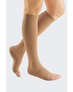 Compression products & compression garments for men & women | medi UK