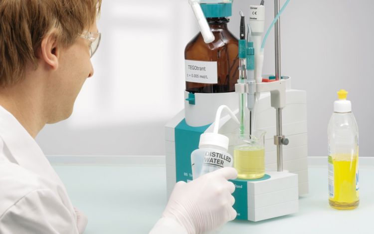 What to consider when standardizing titrant | Metrohm