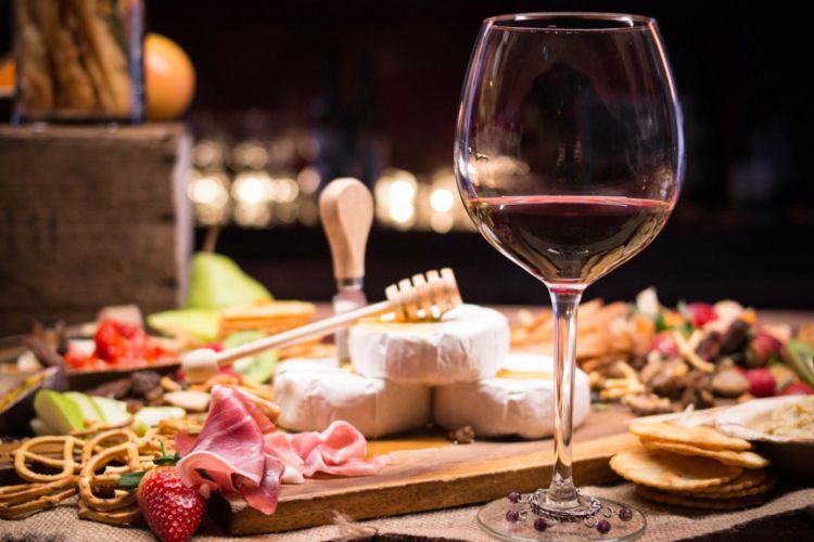 Determining the total sulfite in food and beverages: faster and easier ...